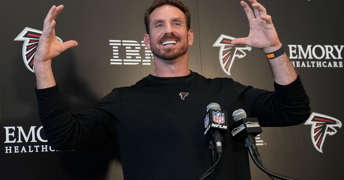 Nielsen lays out goal for Falcons D: Just get stops | The Seattle Times