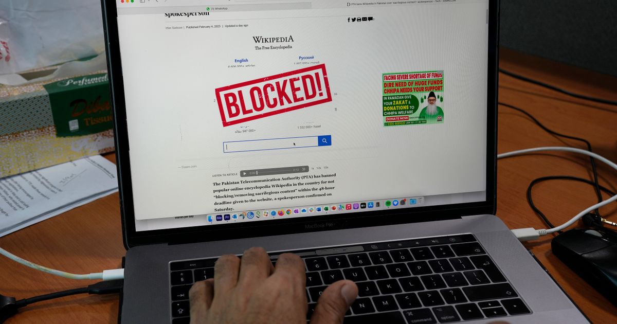 Pakistan blocks Wikipedia, says it hurt Muslim sentiments | The Seattle ...