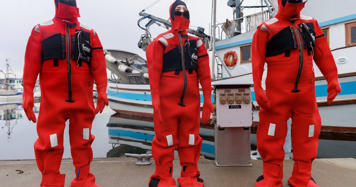 Making a splash for safety: Maritime workers practice survival ...