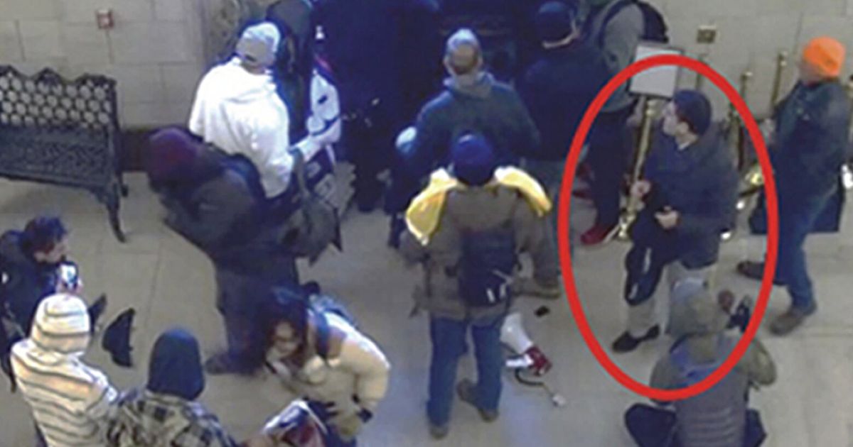 FBI: Newspaper editor interfered with police at Capitol riot | The ...