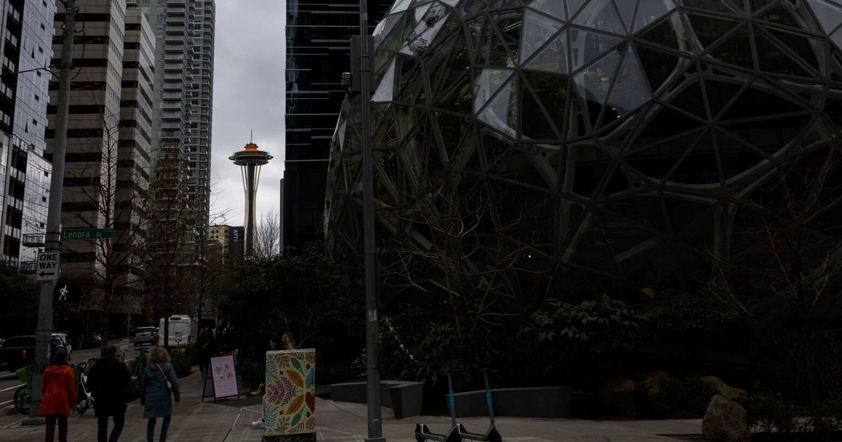 Amazon to cut 9,000 jobs in a new round of layoffs | The Seattle Times