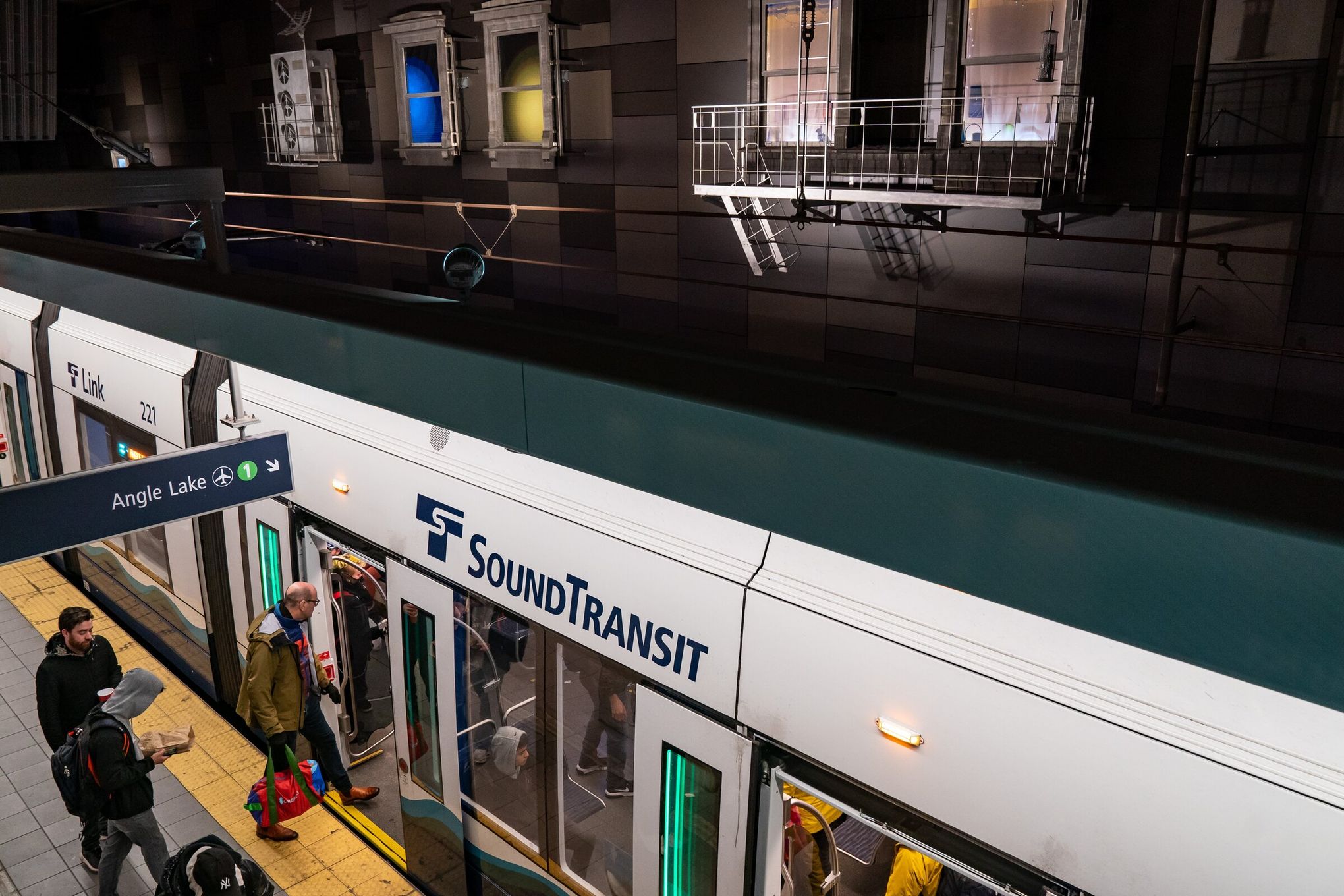 Seattle Link Light Rail Fare Enforcement | Shelly Lighting