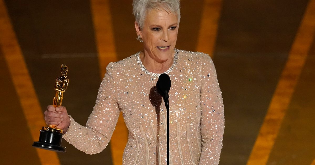 Jamie Lee Curtis wins Oscar for best supporting actress | The Seattle Times