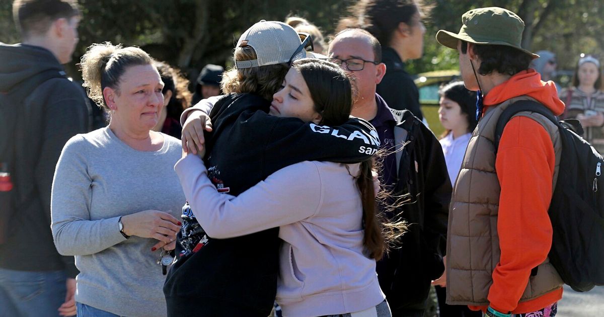 Detectives seek motive in fatal California school stabbing | The Seattle Times