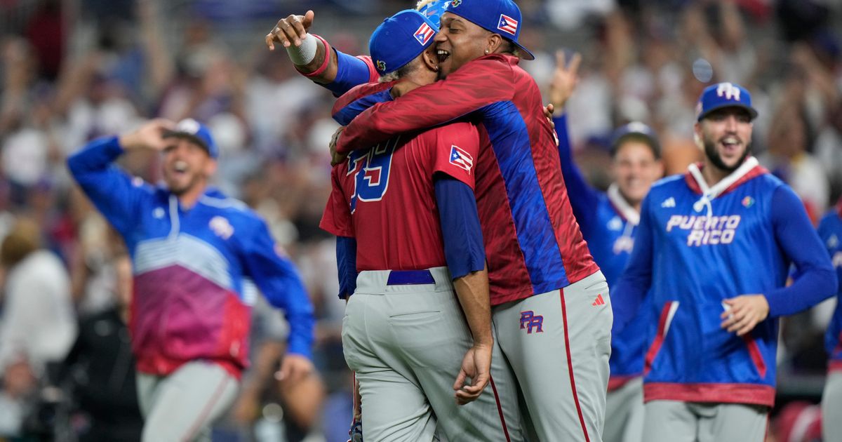 Mets’ Díaz latest on list of freak celebration injuries | The Seattle Times