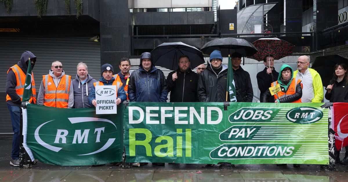 Heathrow security guards to strike for 10 days over Easter | The ...