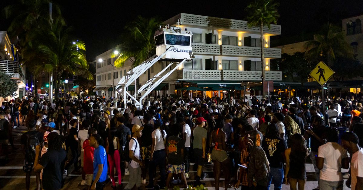 Miami Beach sets spring break curfew after 2 fatal shootings | The Seattle Times