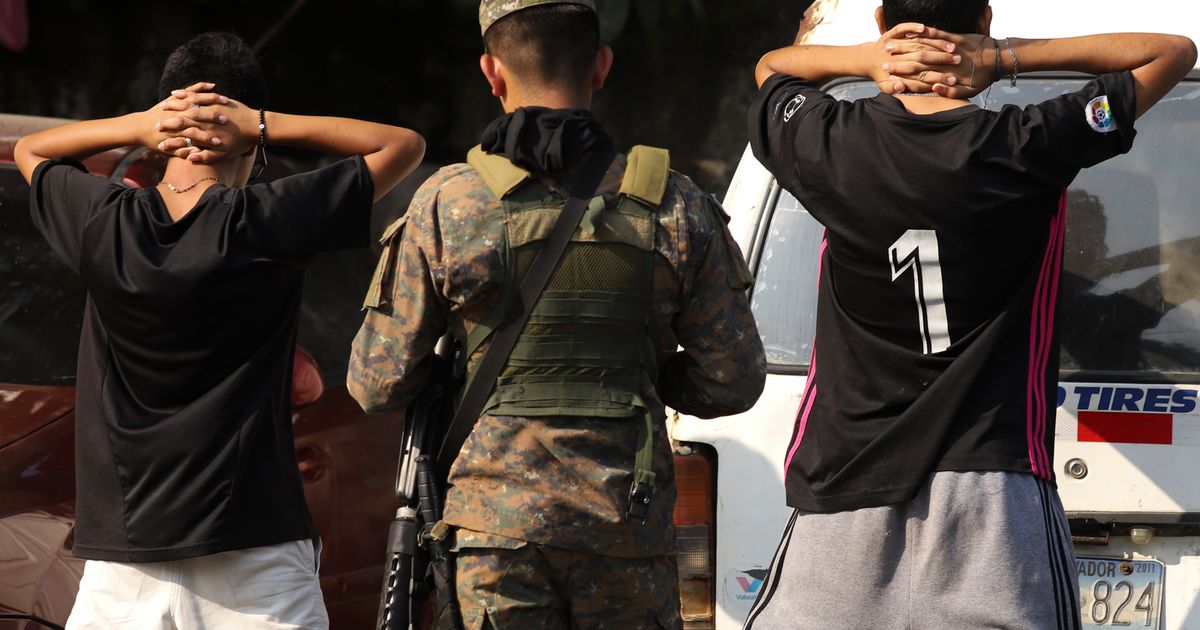 War on gangs forges new El Salvador. But the price is steep. | The ... War on gangs forges new El Salvador. But the price is steep. | The ...
