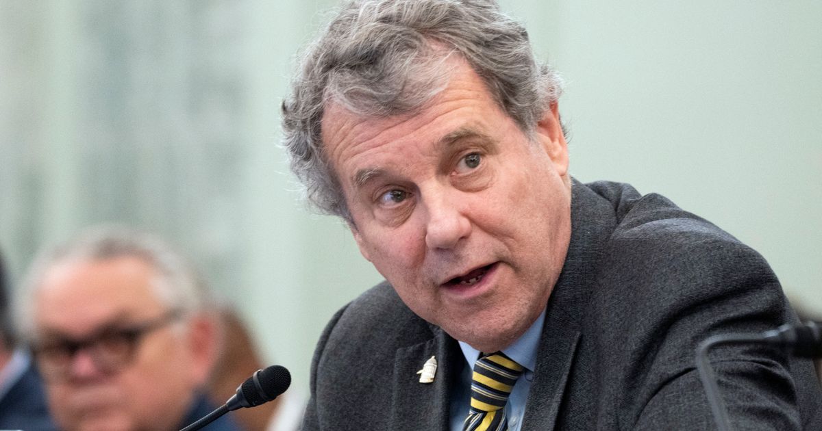 Lawmakers tell ex-CEOs ‘you must answer’ for bank failures | The ...