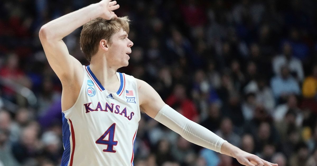 No. 1 seed Kansas cruises past Howard with Self still absent | The ...