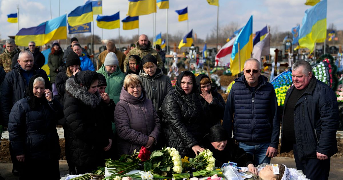 ‘Oh my daughter’: Volunteer medic, 29, buried in Ukraine | The Seattle ...