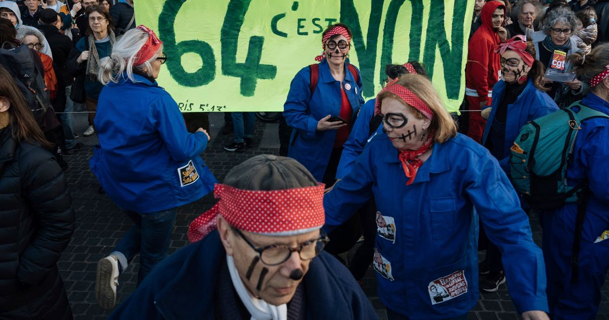 French protesters march past garbage piles, resisting Macron | The ...