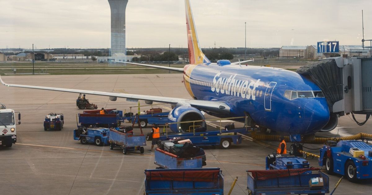 Aging, unreliable runway safety device leaves U.S. airports vulnerable ...