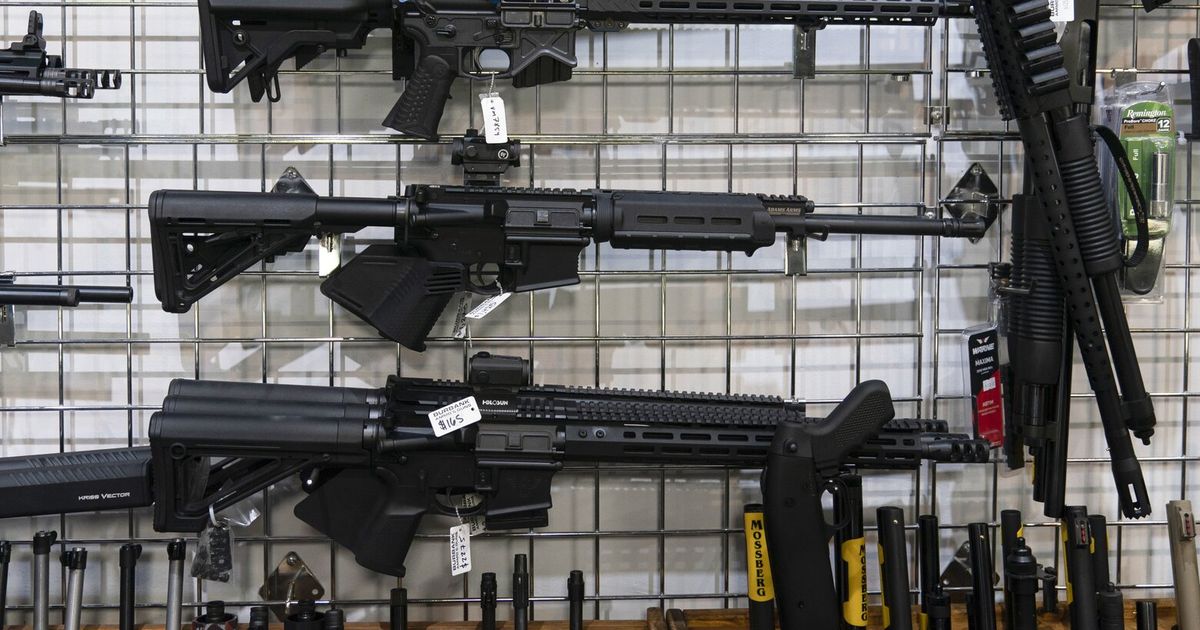 Assault weapon ban clears WA state Senate | The Seattle Times