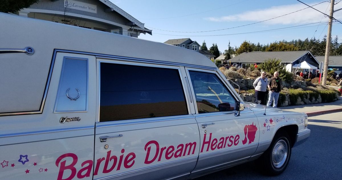 These ‘unlucky signs’ (the Barbie Dream Hearse?) actually pointed to ...