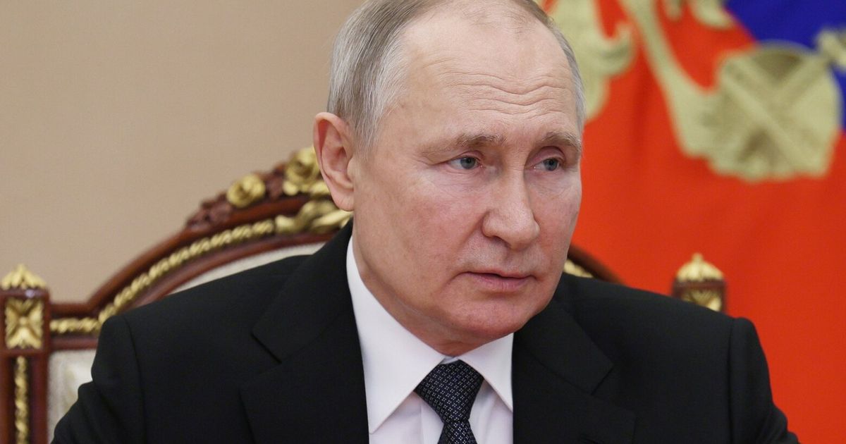 Putin signs bill allowing electronic conscription notices | The Seattle ...