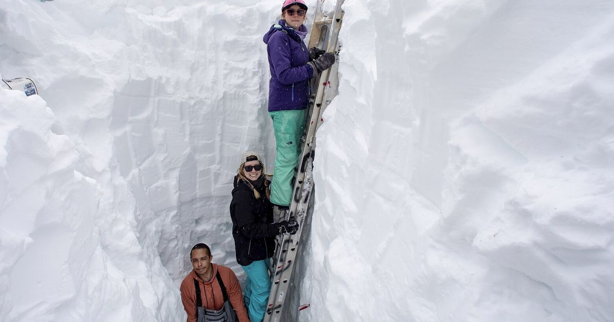 Late-season storm brings more snow to the Sierra Nevada | The Seattle Times