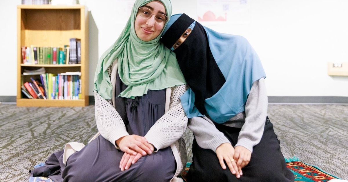 Muslim UW students call for more support during Ramadan | The Seattle Times
