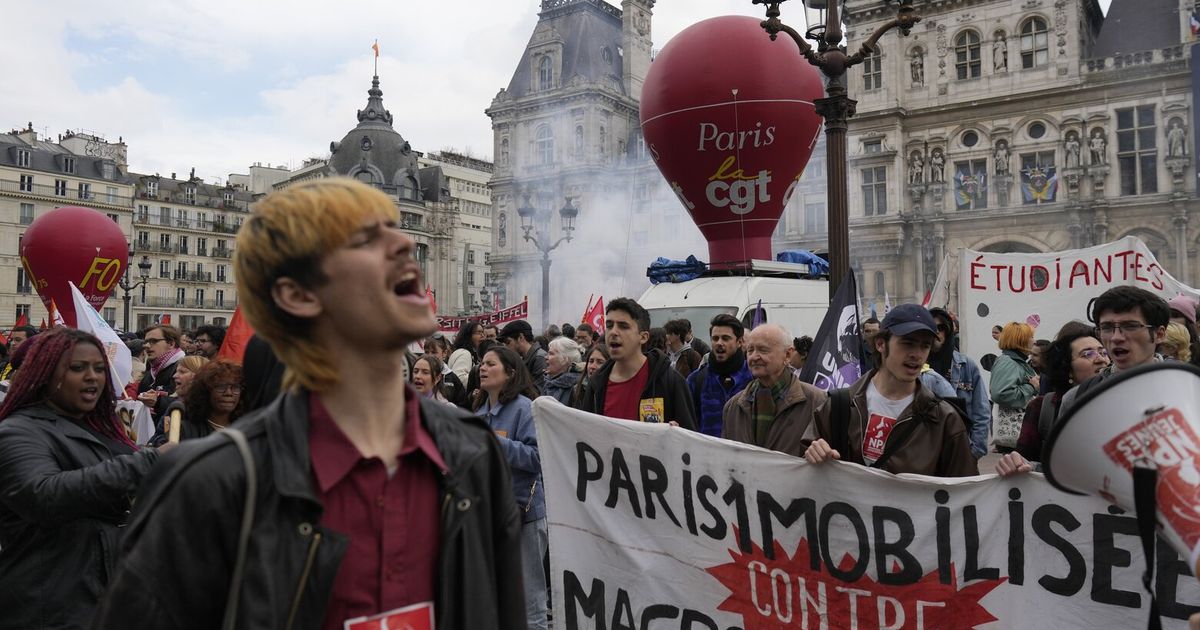 Anger at new retirement age fuels further protests in France | The ...