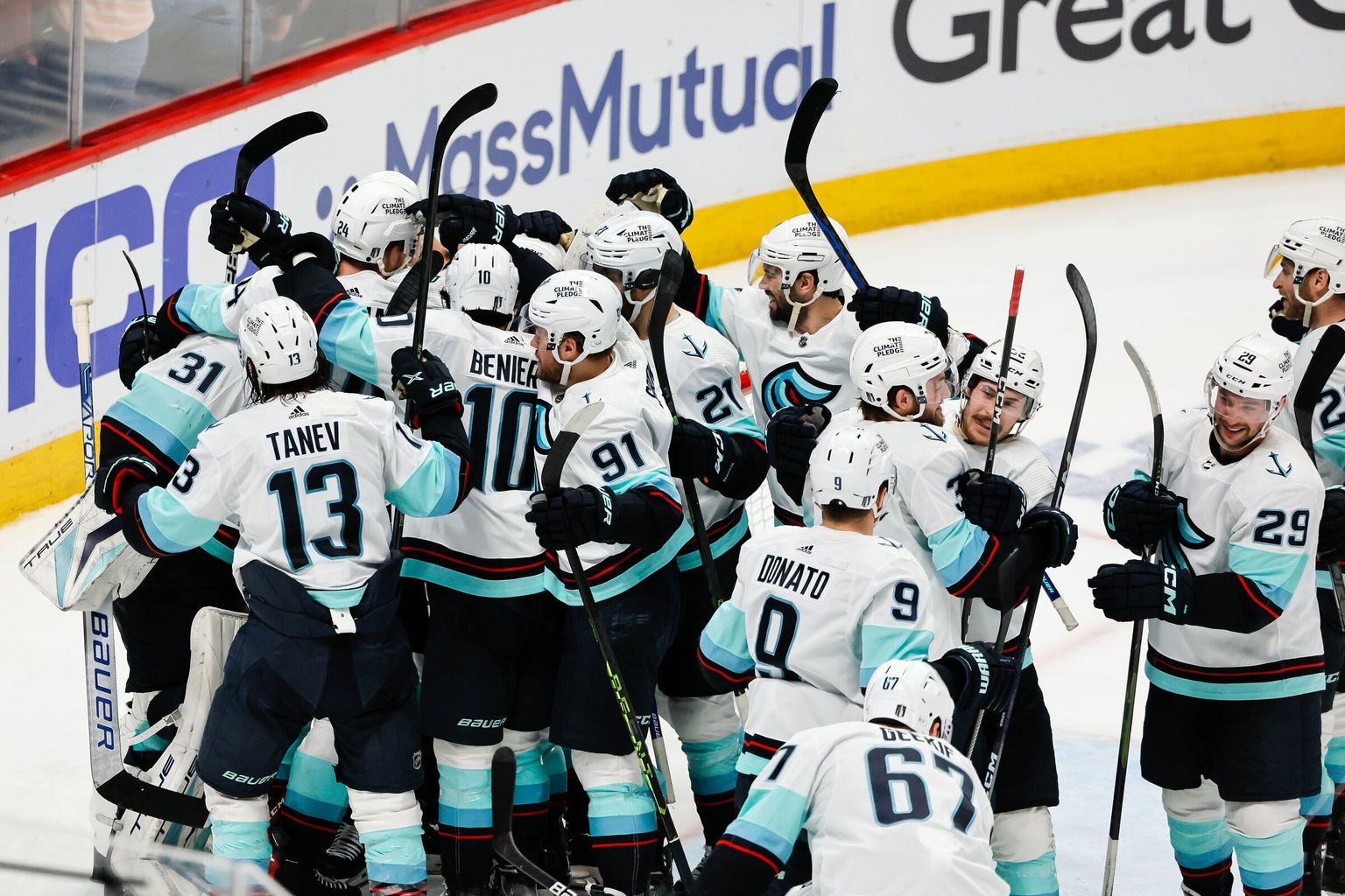 Kraken-Stars GameCenter: Live updates, highlights, how to watch, stream ...