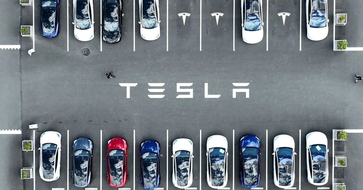 Tesla’s Autopilot driver-assist system gets closer look as US seeks ...