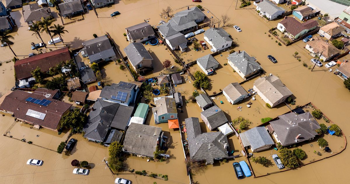 Extreme weather is nearly universal experience: AP-NORC poll | The ...