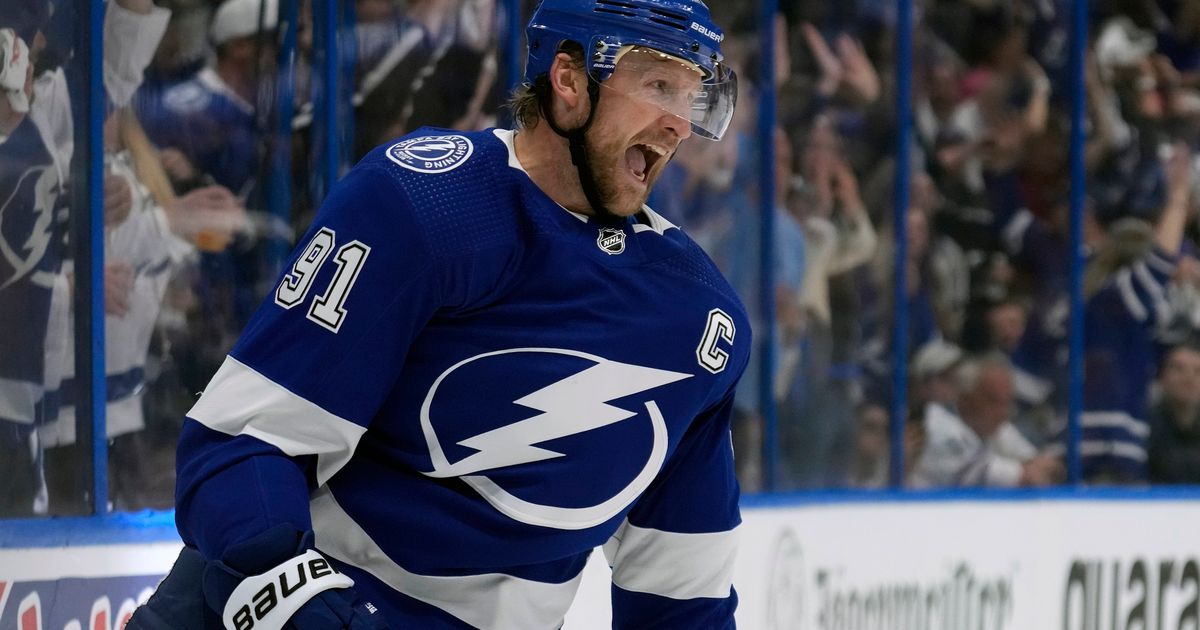 Maple Leafs rally, top Lightning in OT for 3-1 series lead | The ...