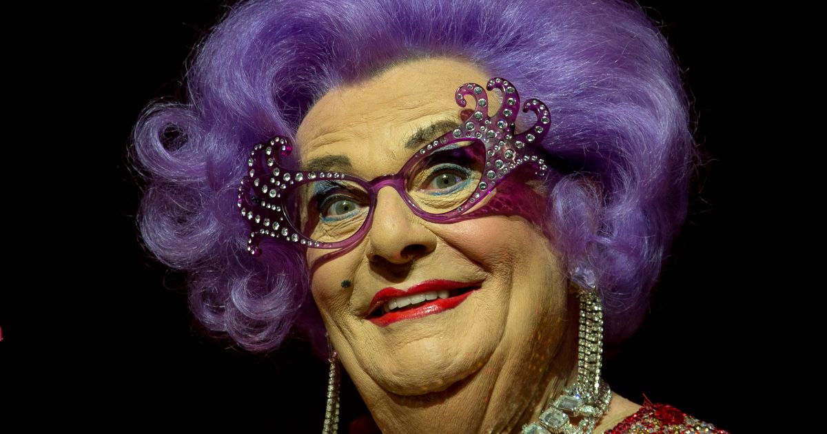 Dame Edna creator Barry Humphries dies in Sydney at 89 | The Seattle Times