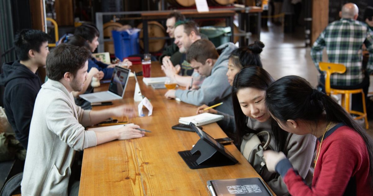 Artists gather on Capitol Hill to share work — and maybe a beer or 2 ...