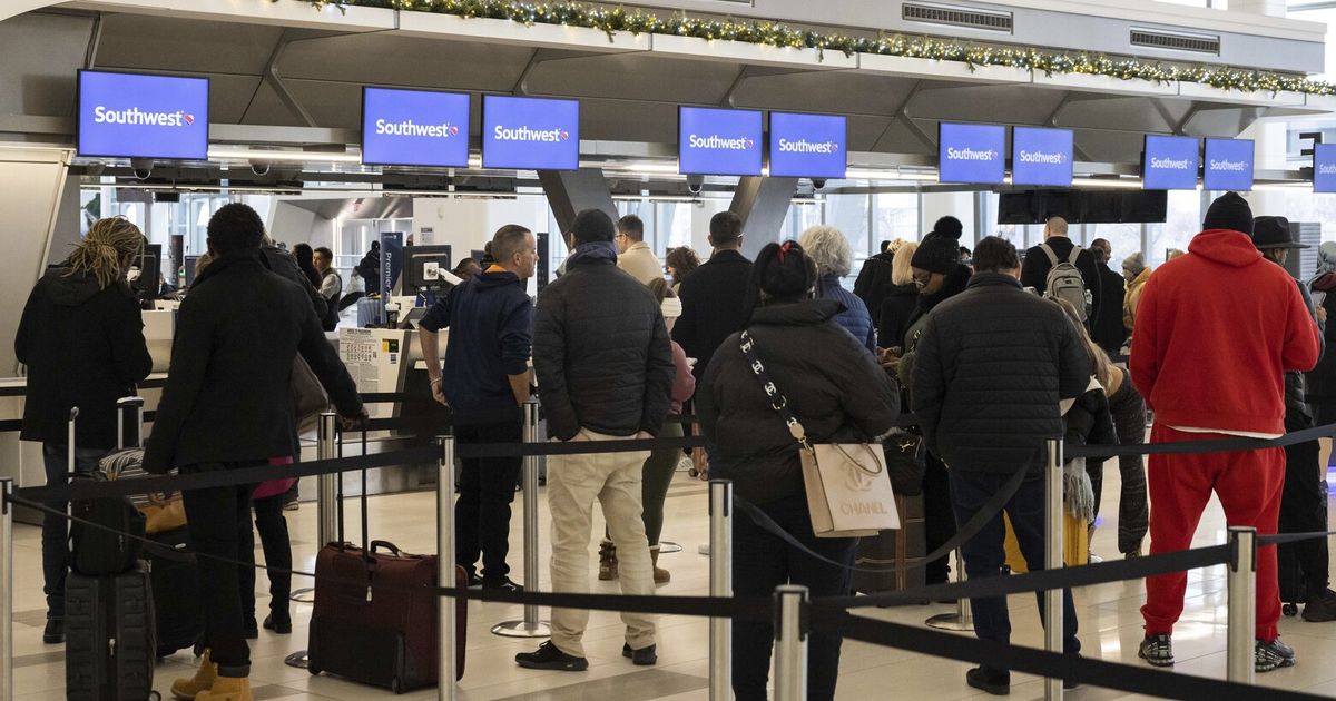 US to propose new rules for airline cancellations, delays | The Seattle ...
