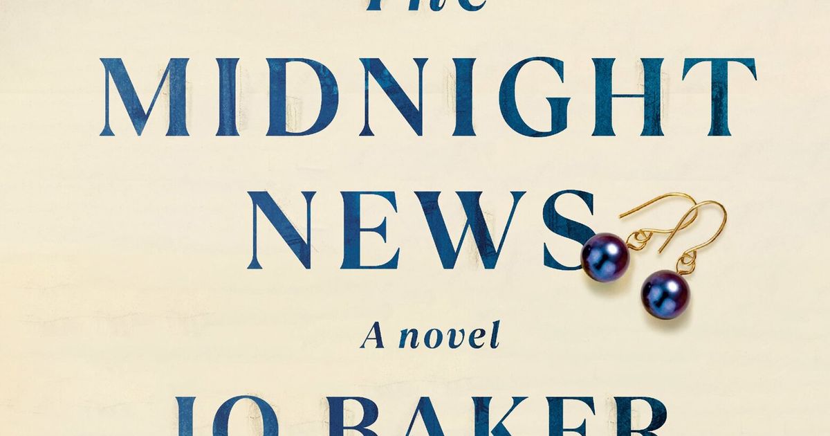 In ‘the Midnight News A Woman Struggles To Survive The Blitz The Seattle Times
