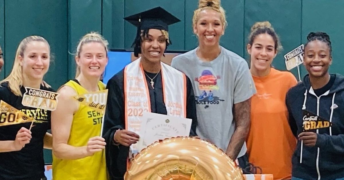Storm surprise rookie Jordan Horston with impromptu graduation ceremony ...