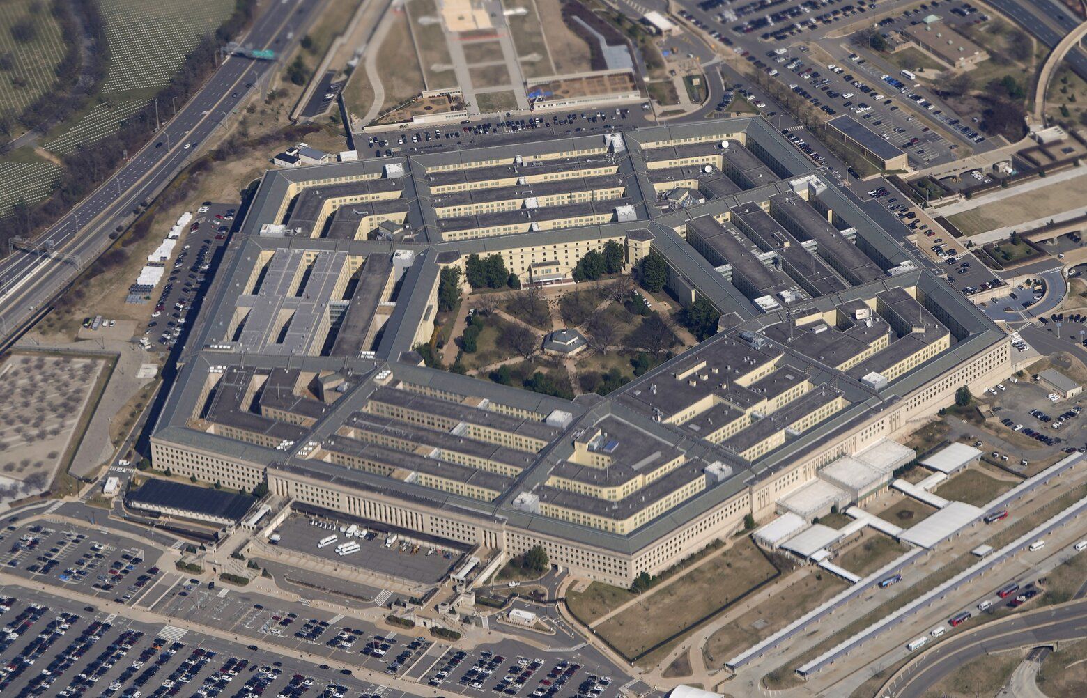 The Pentagon, the press and the fight to control national security ...