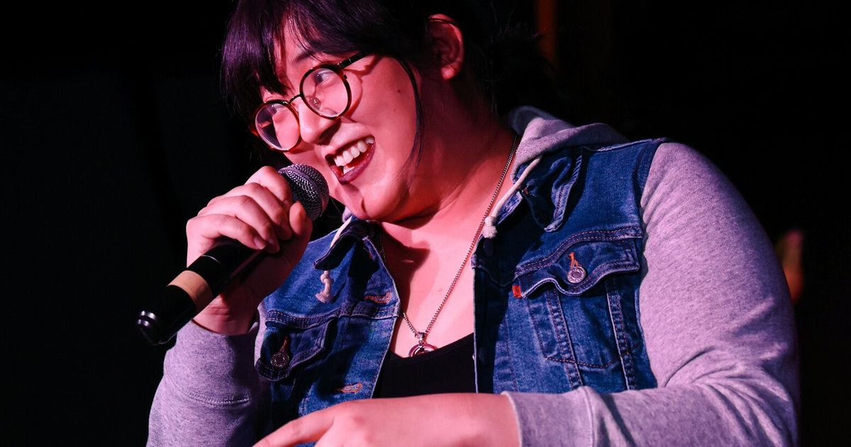 5 Seattle LGBTQ+ comedians tell their stories | The Seattle Times