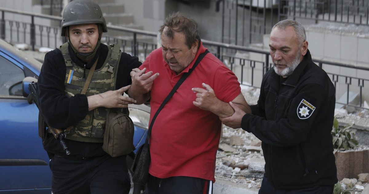 Ukraine aims to wear down and outsmart a Russian army distracted by ...