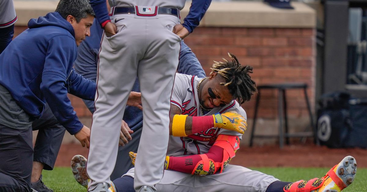 Braves slugger Ronald Acuña Jr. exits game after HBP vs Mets | The ...