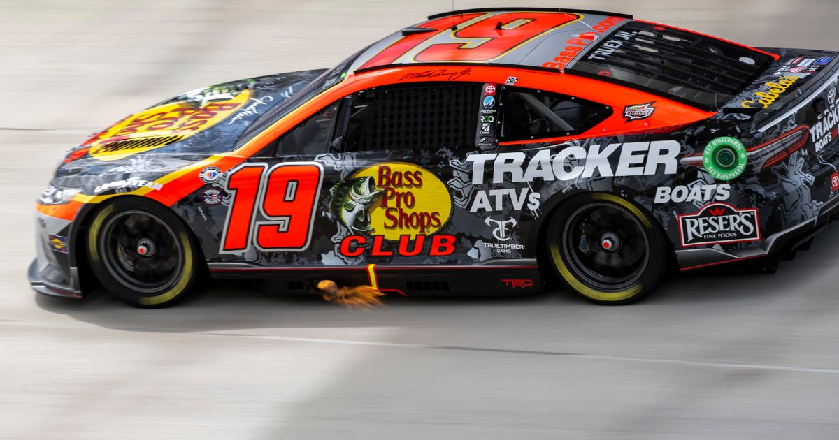 Truex wins NASCAR race at Dover for 3rd time on a Monday | The Seattle ...