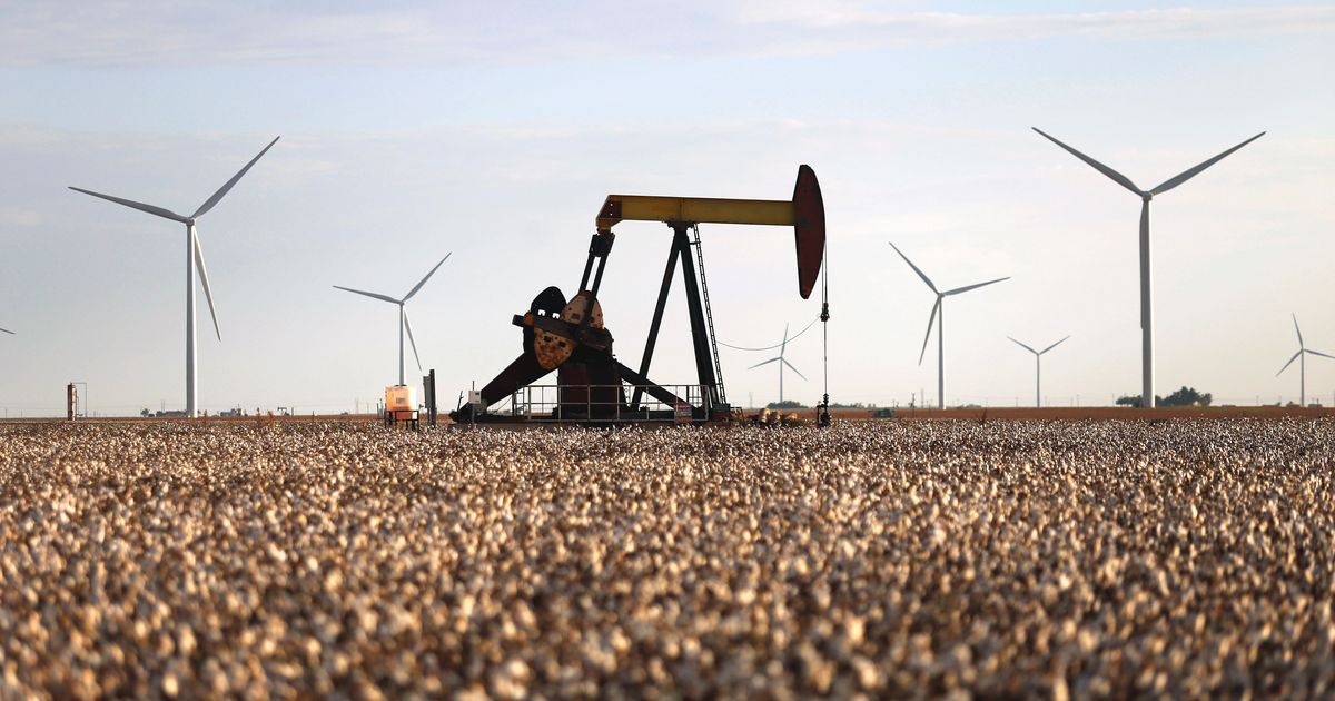 US greenlights major transmission line for renewable energy in Western ...