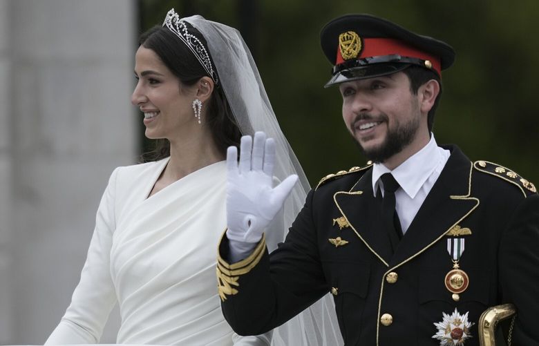 ISABEL DEBRE | The Seattle Times