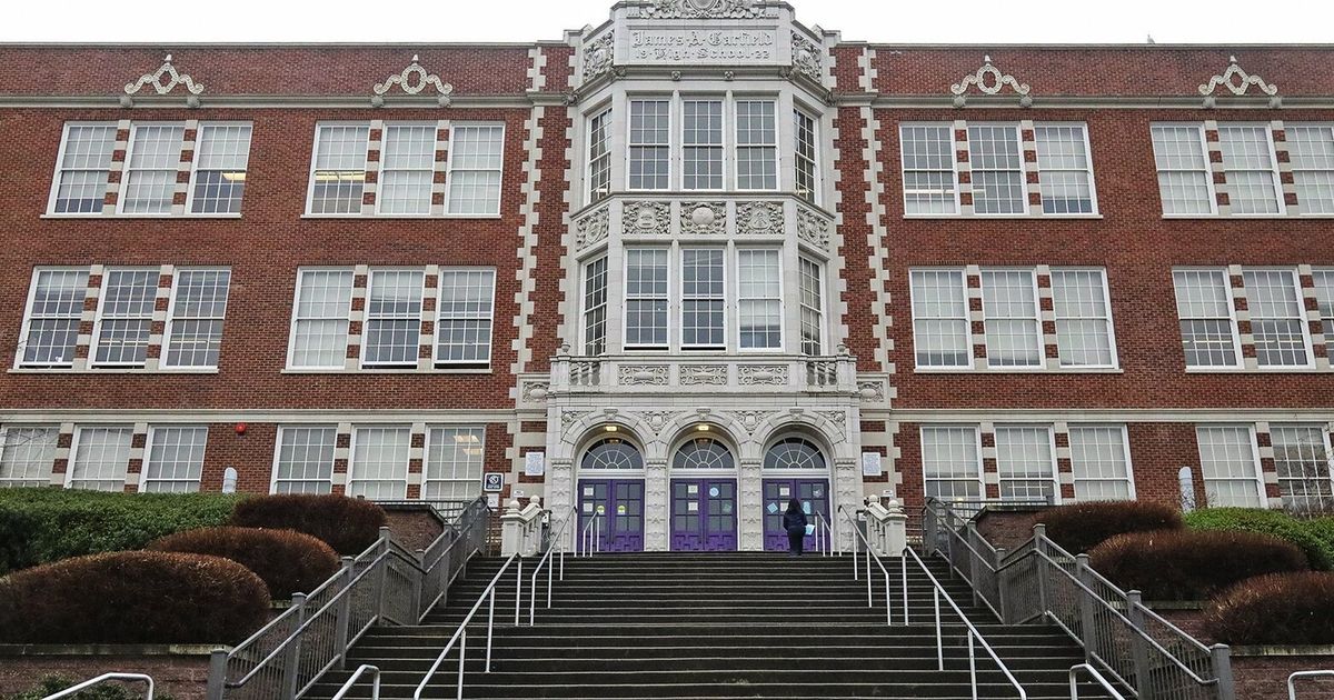 Three Seattle high schools struggle to rebound after shooting incidents ...