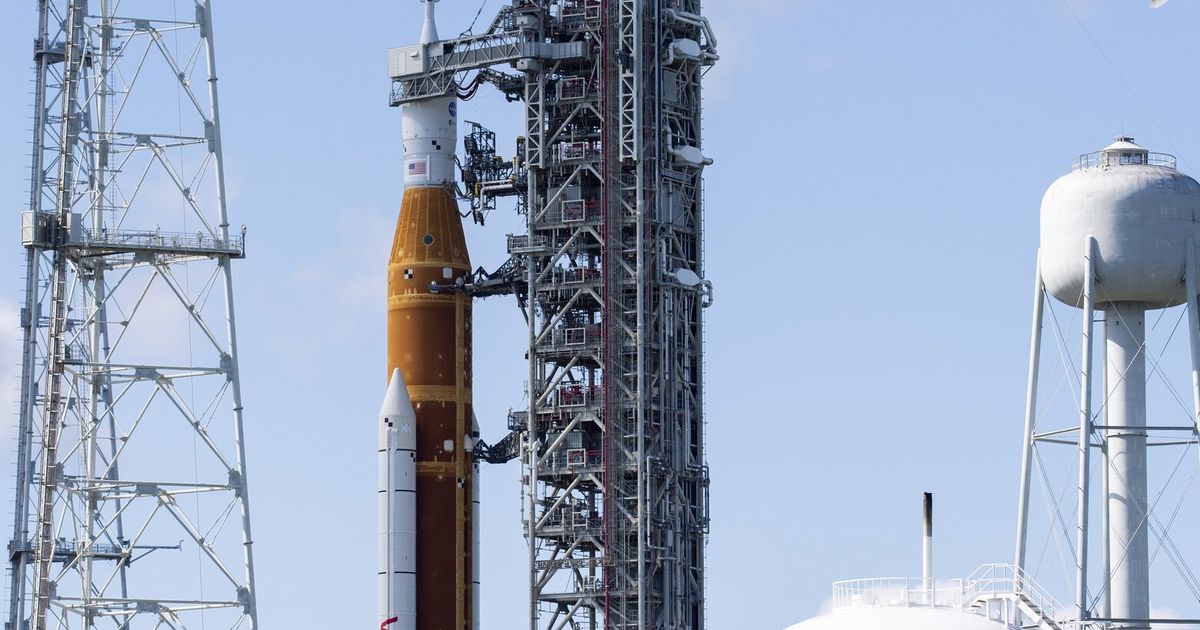 Boeing accused of stealing technology for bolts on rockets, jets, space ...