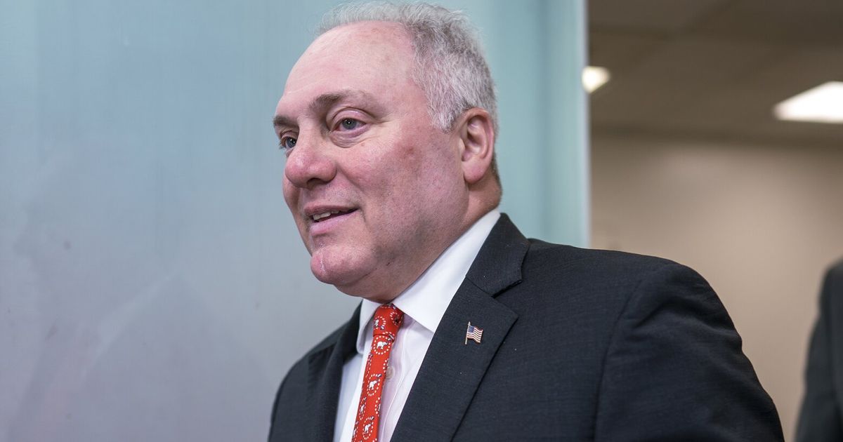 House Republicans Rally Behind Trump Seeking To Discredit Indictment 9561