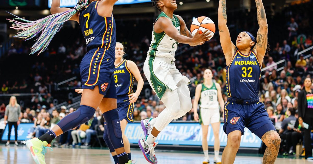 Storm hit another ‘lull’ as Fever take charge with 17-0 run in second ...