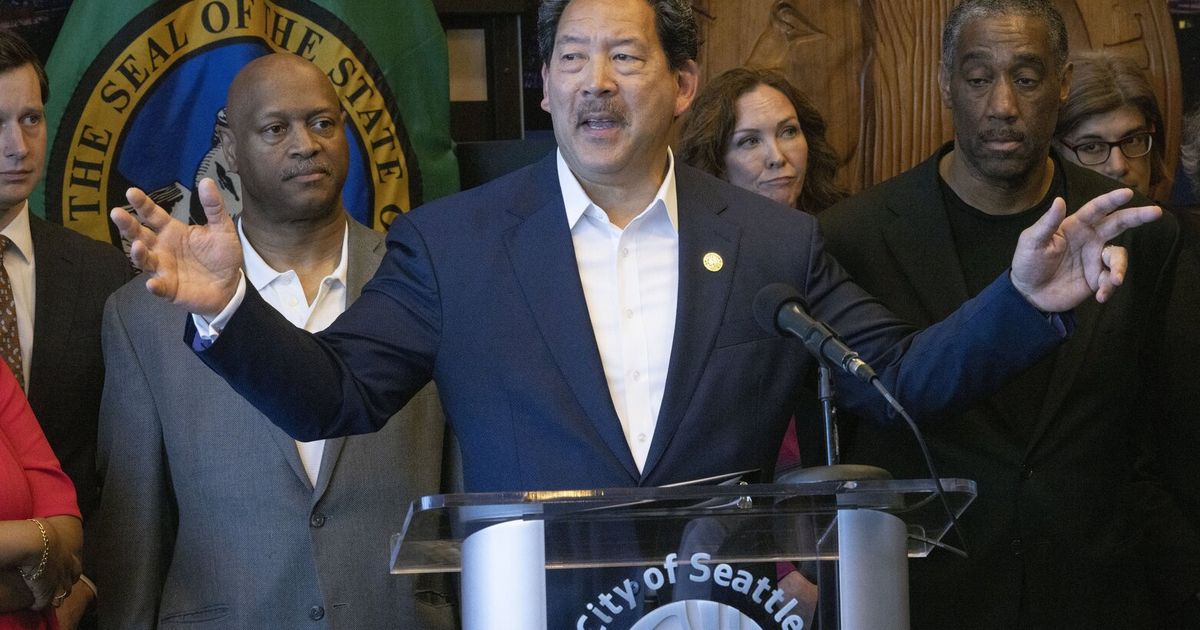 Seattle mayor strong among voters, City Council not so much, poll finds ...