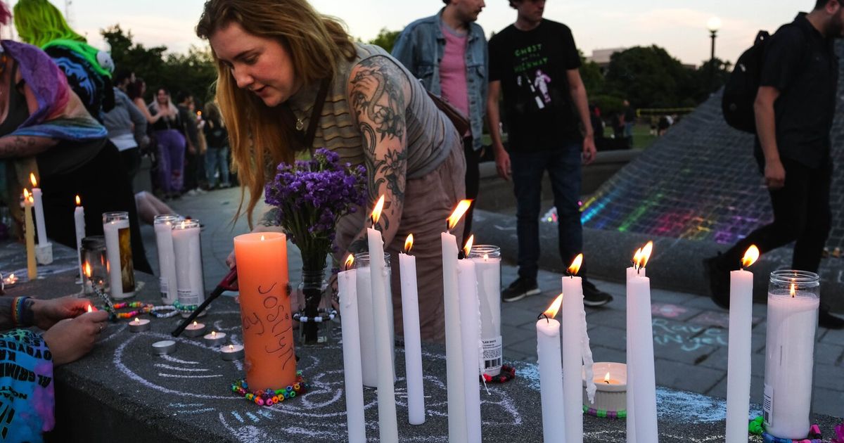 Couple killed in Gorge shooting remembered at vigil | The Seattle Times