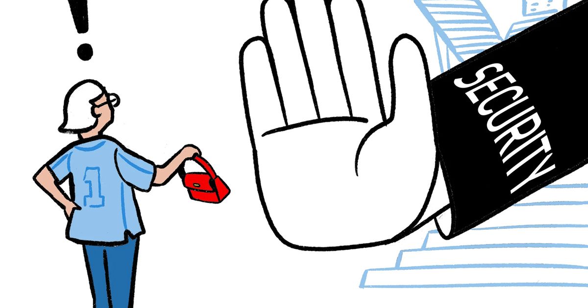 Rant & Rave: Tiny purse not accepted at venue | The Seattle Times