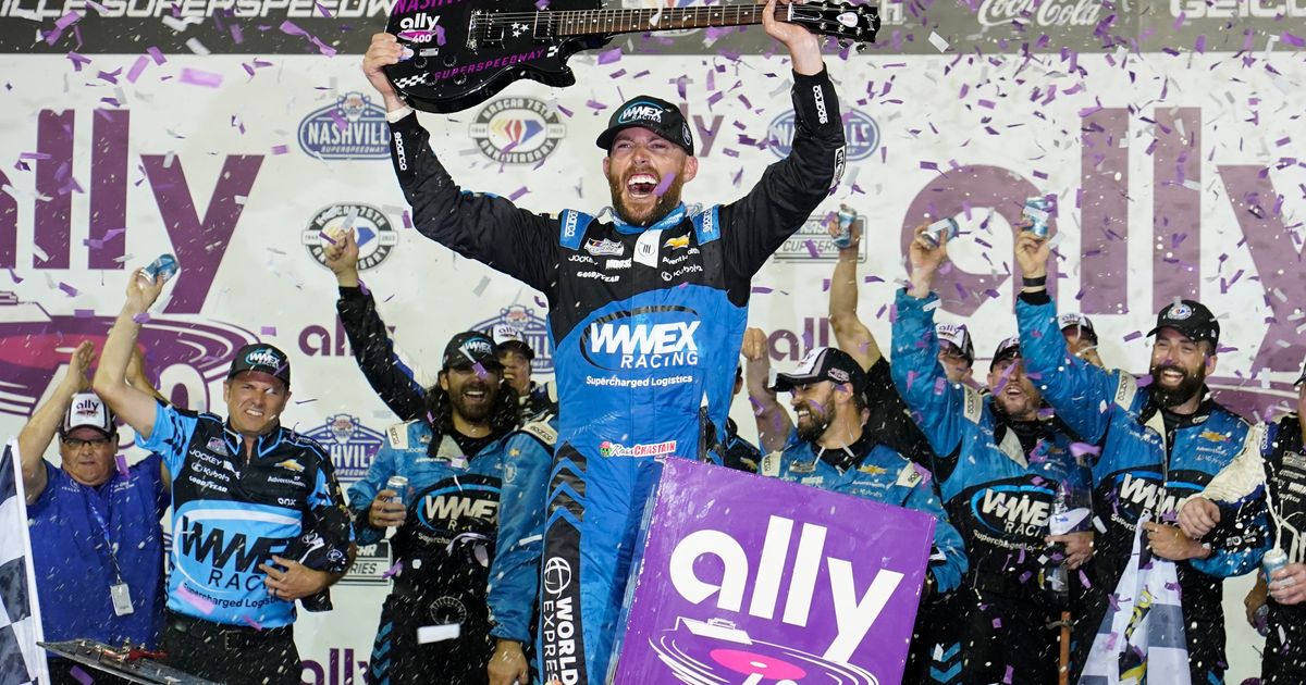 Ross Chastain holds off Martin Truex Jr. to win at Nashville, 3rd ...