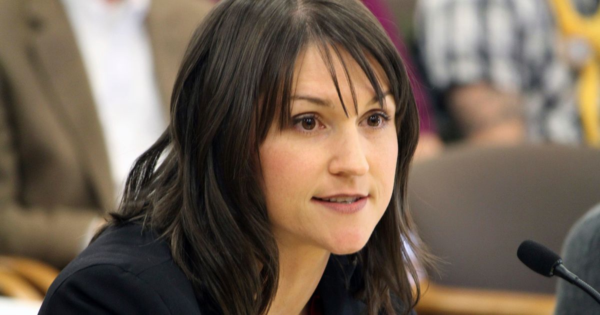 Oregon governor names new secretary of state after last one resigned ...
