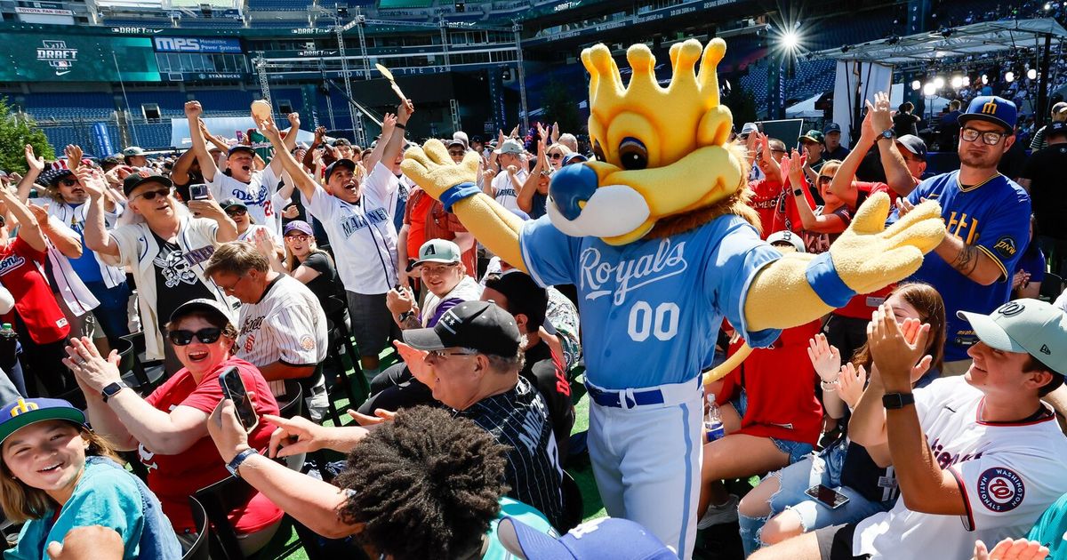 Photos: Seattle hosts MLB draft as part of All-Star Week | The Seattle ...