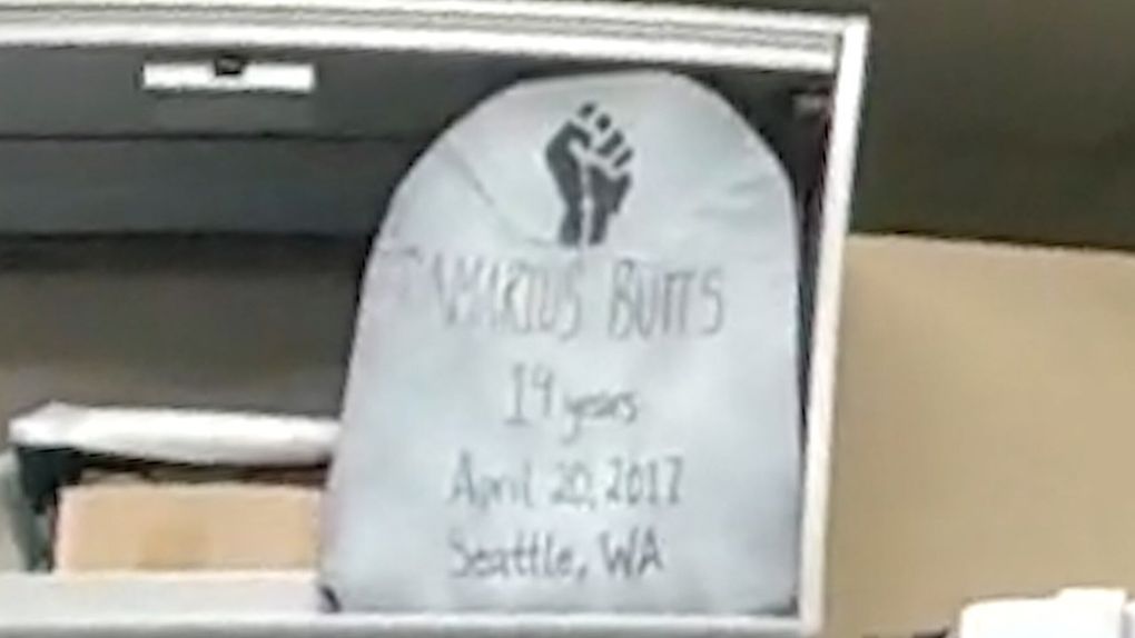 Seattle police kept mock tombstone for Black man, Trump flag in break ...